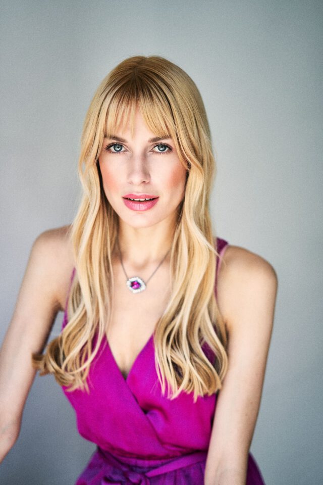 Annabelle - Smile Faces